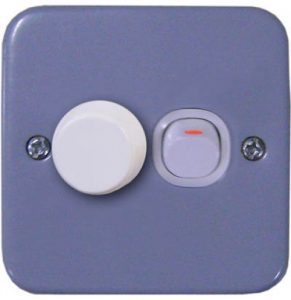CLIPSAL ESM32V500 Light Dimmer Online Karachi | EZMakaan